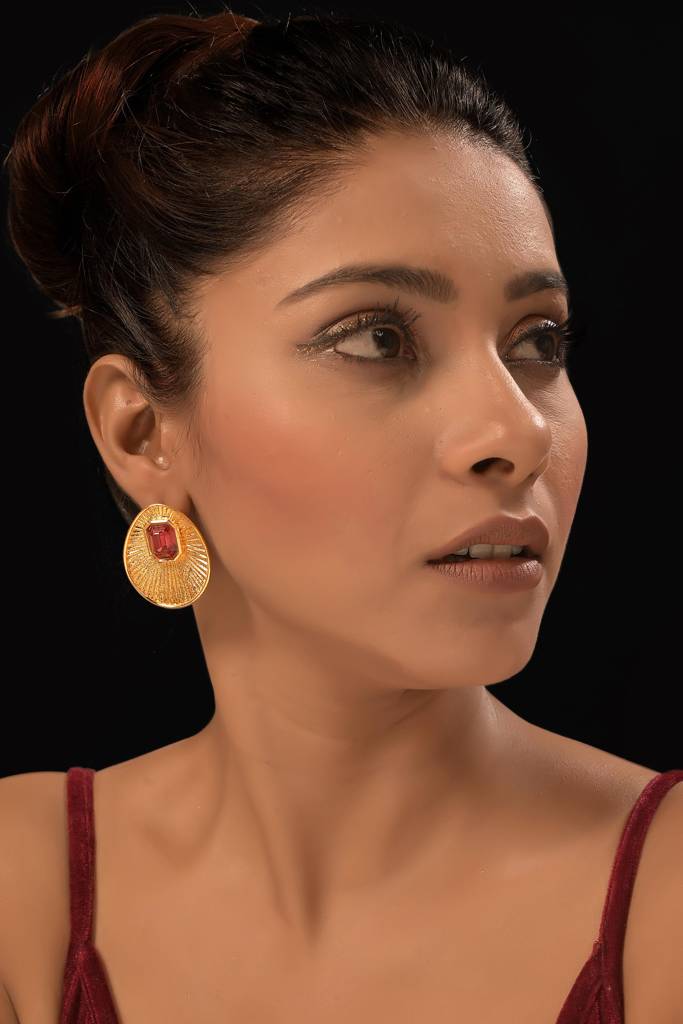 Zeva Studs | Zeva Studs · Eternz