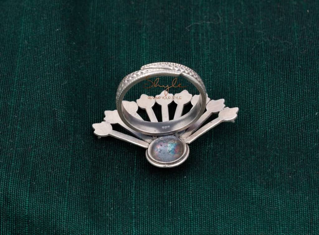Adya Fine Pankhi Ring | Adya Fine Pankhi Ring · Eternz