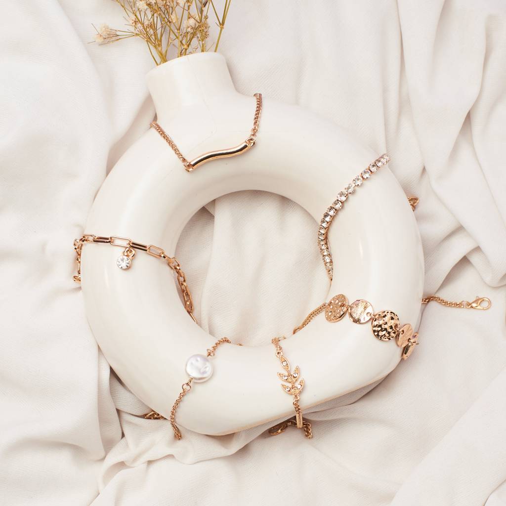 Set Of 6 Minimal Chic And Elegant Bracelet Combo | Set Of 6 Minimal ...