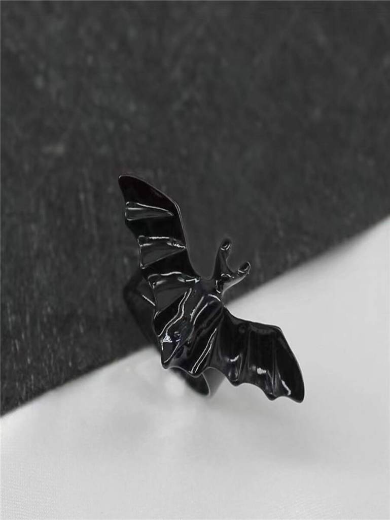 Vampire Flight Ring | Vampire Flight Ring · Eternz