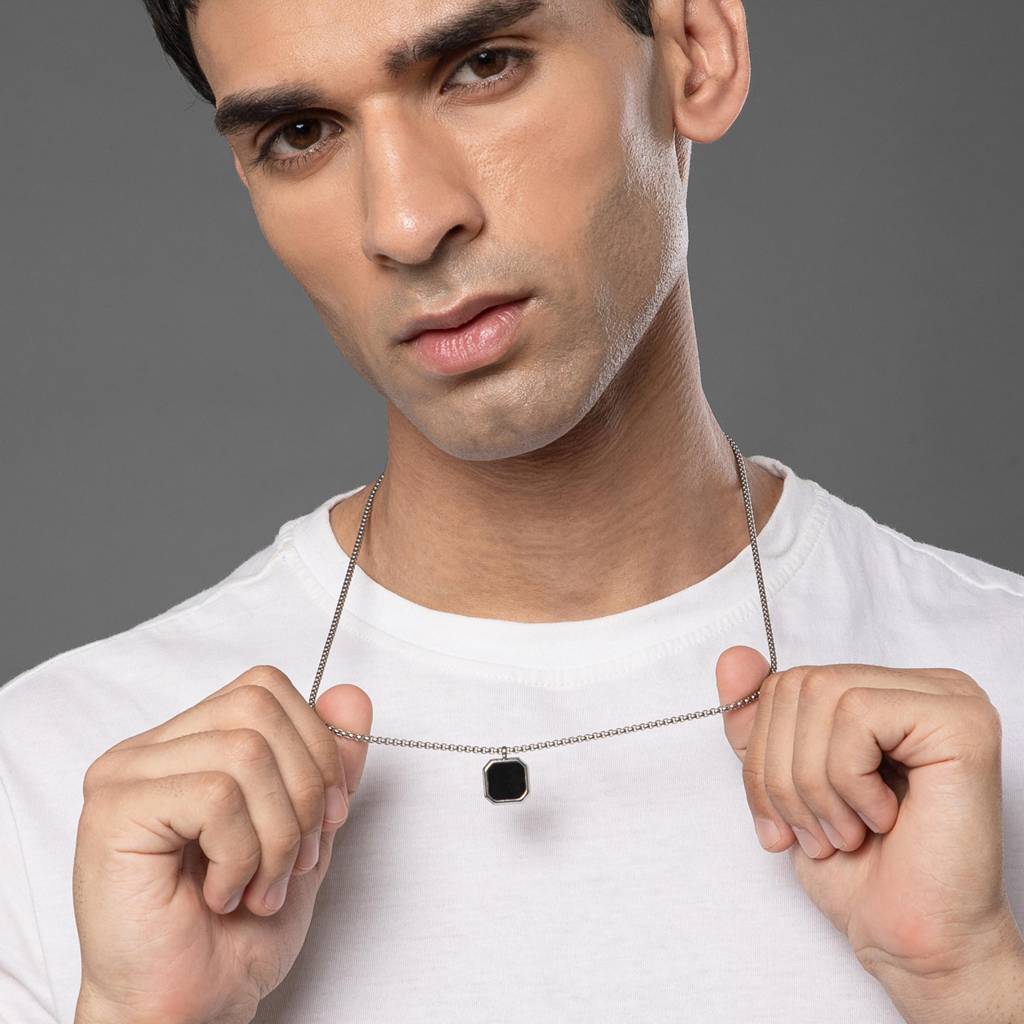 Salty Alpha Midnight Charisma Chain | Midnight Charisma Chain · Eternz