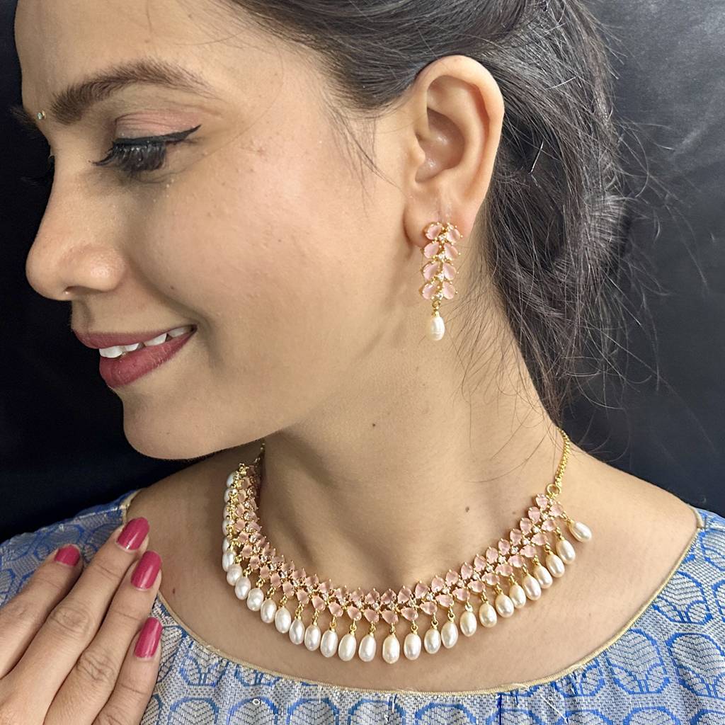 Seraphic Sparkle Pearl Necklace Set | Seraphic Sparkle Pearl Necklace ...