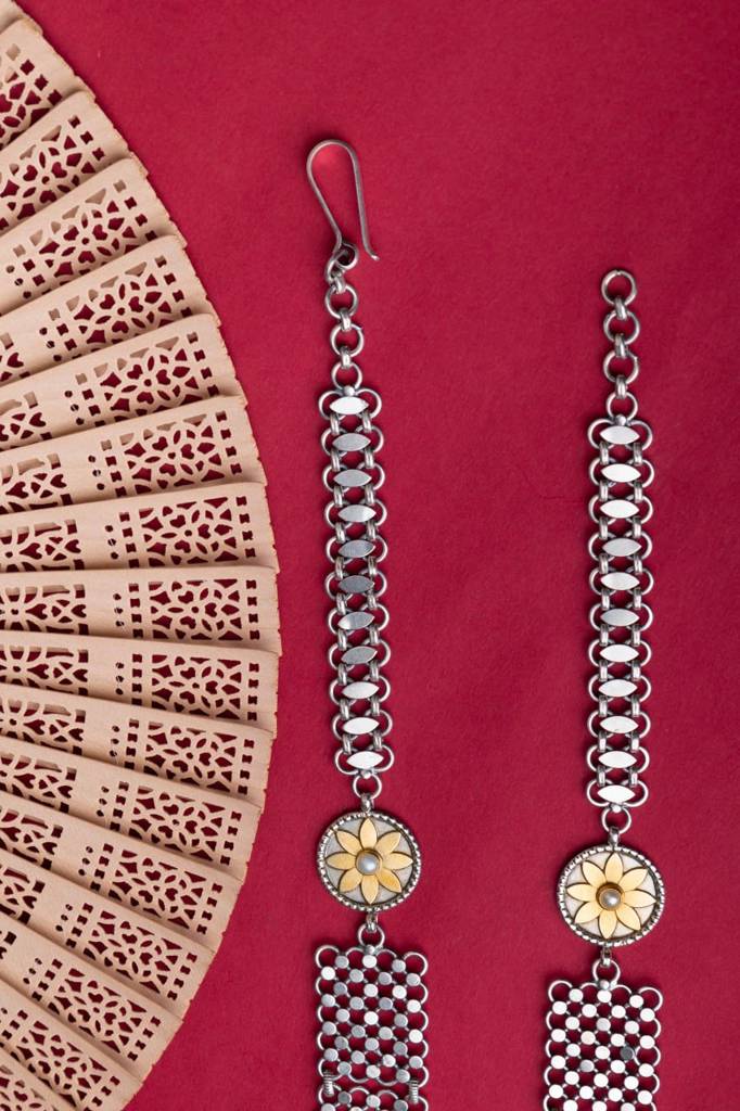 Tattva Intricate Dual Tone Classic Necklace | Tattva Intricate Dual ... Tattva Intricate Dual Tone Classic Necklace | Tattva Intricate Dual ...