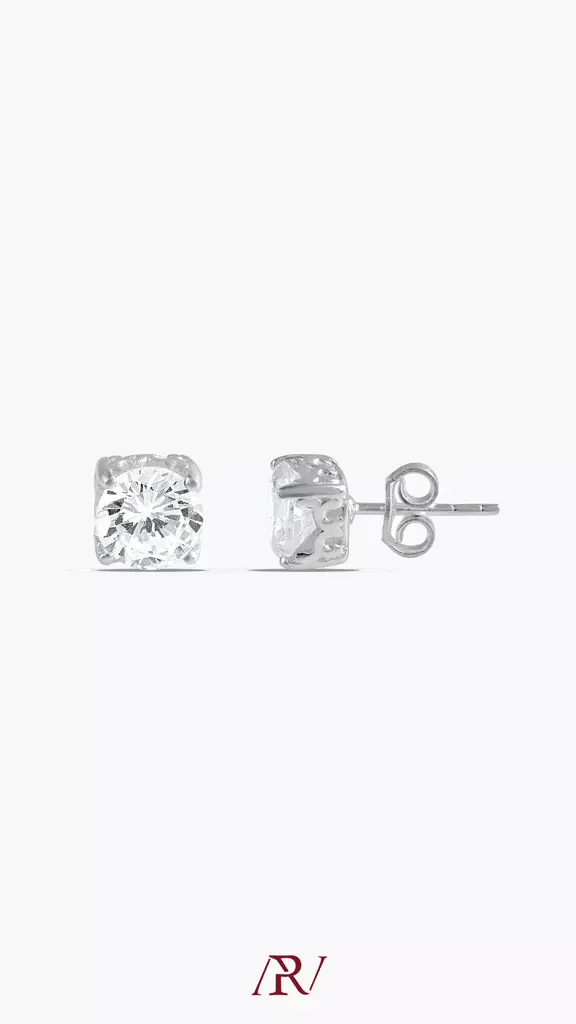 Vintage Solitaire Studs | Vintage Solitaire Studs · Eternz